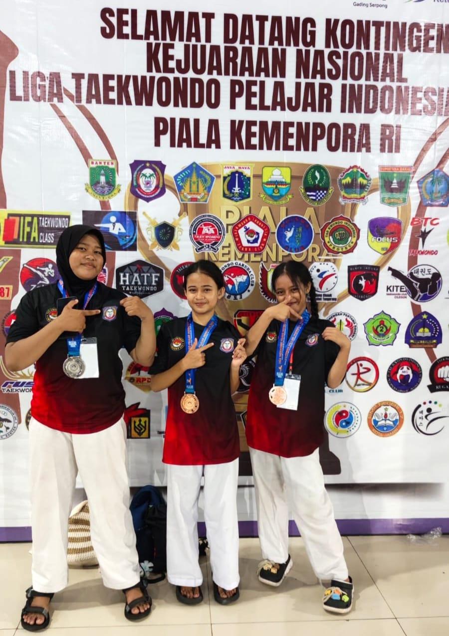 ‎Gunakan Dana Mandiri, 3 Atlet Taekwondo Gorontalo Raih Prestasi Gemilang di Kejurnas - otanaha.id